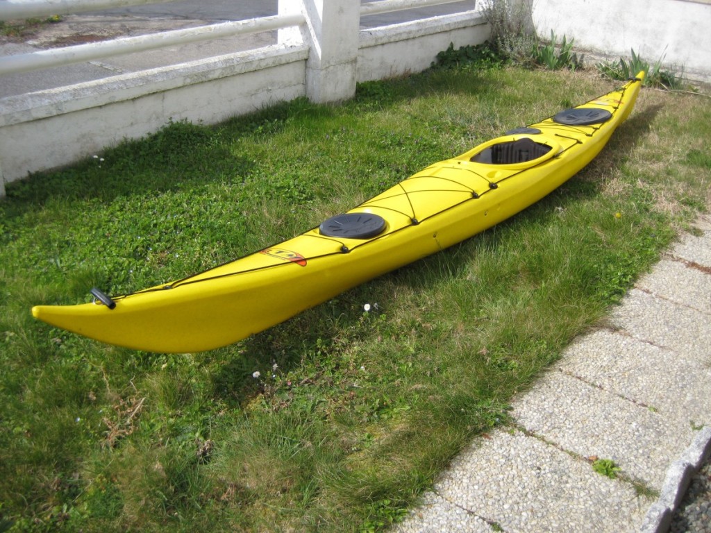 Un kayak? – Construction Kayak Strip Planking